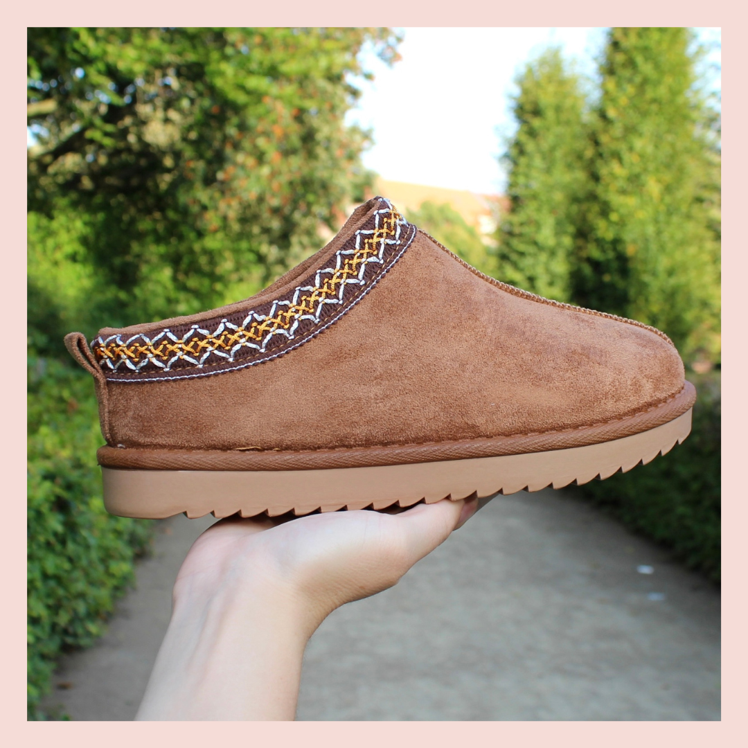 Bamsesko | Køb dine varme bamsestøvler hos Ellaments her